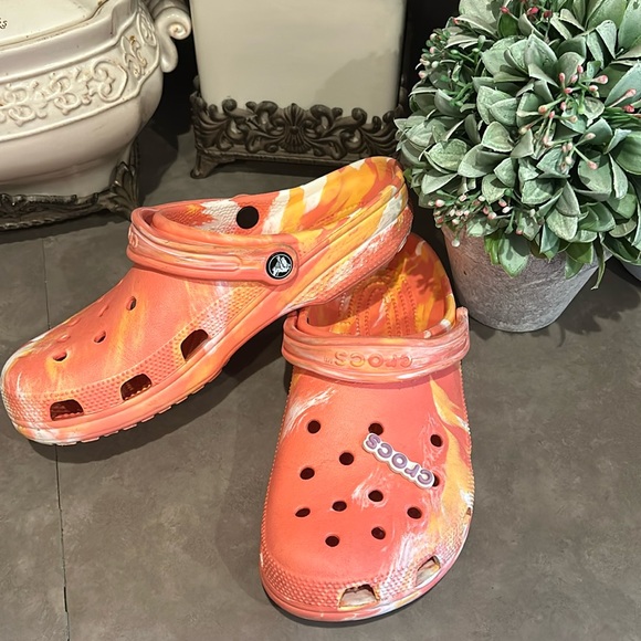 CROCS | Shoes | Crocs Marbled Tie Dye Peach Orange M8 W | Poshmark
